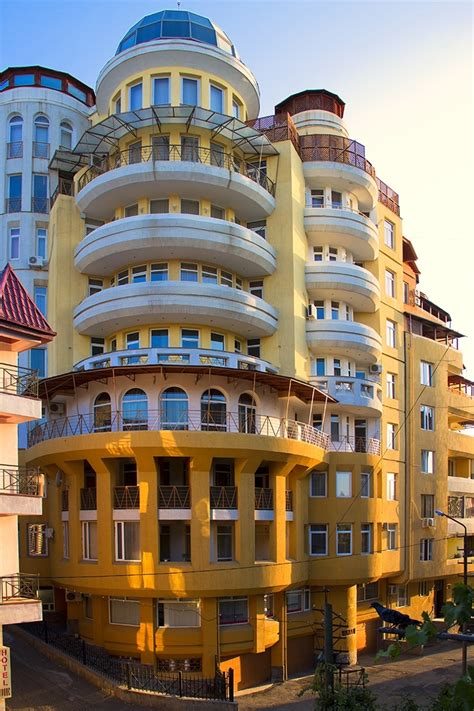 ტიციან ტაბიძის ქუჩა 106 108 თბილისში ბინების ფასები აქტუალური გეგმები ობიექტის და