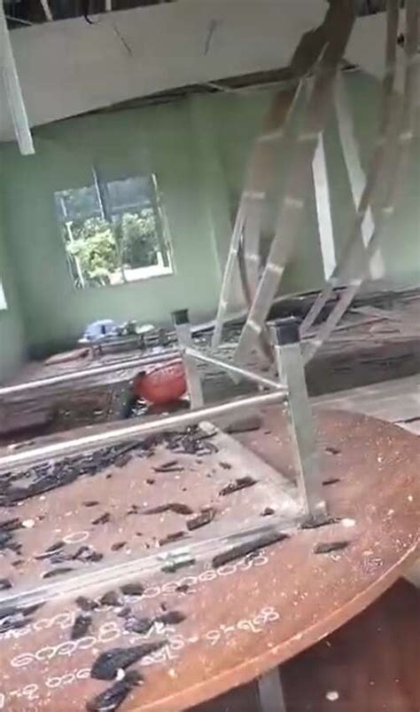 မိုးကုတ်၊ အုန်းကိုင်းကွက်သစ်နှင့် ဘုန်းကြီးကျောင်းကို စစ်တပ်က ညအချိန် လေယာဉ်ဖြင့် ဗုံးကျဲချမှု