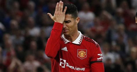 英매체 조퇴 호날두 벌금 16억원 징계 받을 수도