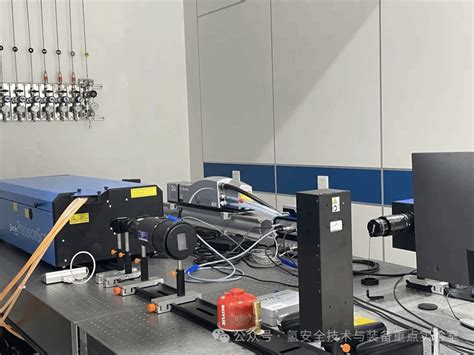 平面激光诱导荧光系统 设备号：2024d44b 大连理工大学化学分析测试中心