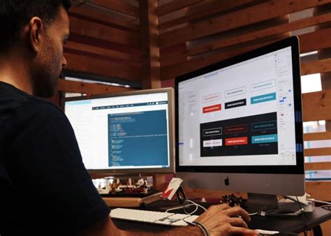 Life As A Freelance Web Developer In Dubai