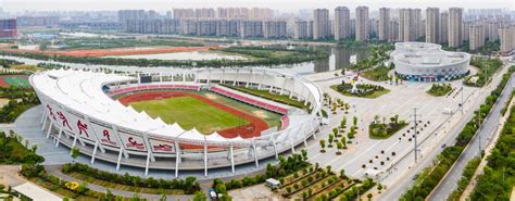 2024香港明星足球队友谊赛·南昌站11月23日昌南体育中心足球场开赛 消费日报网