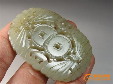 古代玉佩上都刻什么 古代双龙玉佩寓意 玉上刻什么字比较好 大山谷图库