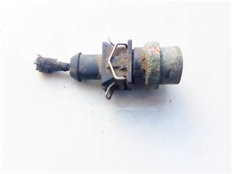 Used Used Engine Coolant Water Temperature Sensor Temp Sensor Mercedes Benz E Class 1999 3 2l