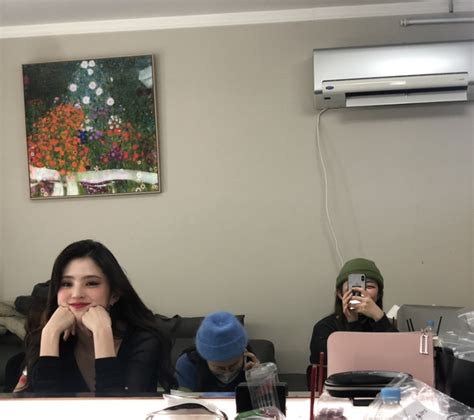 [잡담] 한소희 블로그에서 귀여운 짤 주움 인스티즈 Instiz 드영배 카테고리