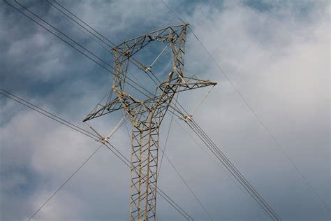 무료 이미지 하늘 과학 기술 철사 탑 돛대 전기 같은 산업 전력 극 에너지 뉴 멕시코 힘 전달 전압 위쪽 라인 전송 타워 옥외 구조물 전기
