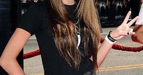 Miley Cyrus La Nouvelle Carrie Bradshaw Premierefr