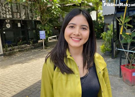 Bulan Sutena Durasi 1 Menit 14 Detik Viral Di Tiktok Netizen Soroti