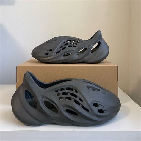 Yeezy Foam Runner Carbon Yeezy Foams Yeezy Sneakers Fashion