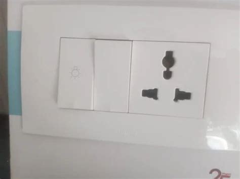 6A Modular Switch Socket Combination Polycarbonate At 129 Piece In Bhopal