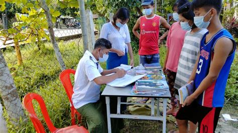 ရသေ့တောင်မြို့တွင် စာဖတ်ရှိန်မြှင့်တင်ရေး Mobile Library စနစ်ဖြင့် စာအုပ်စာစောင်များ ငှားရမ