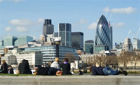 Пандемията доведе до глобален спад в замърсяването на въздуха Cross Bg