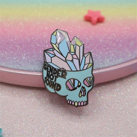 Gender Outlaw Enamel Pin Abprallen