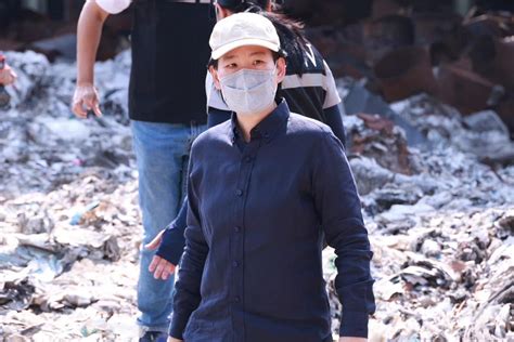 รมว ขิง เป็นห่วงชาวบ้าน โอ๋ ฐิติภัสร์ โชติเดชาชัยนันต์ Facebook