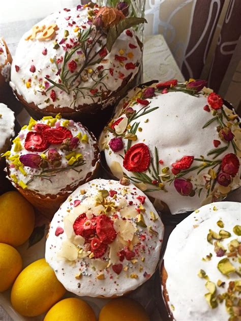 Христос воскрес Воістину воскрес Сервировка пищи Пасхальные рецепты Пасхальные кексы