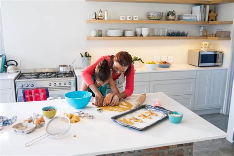 طراحی آنلاین کابینت آشپزخانه طراحي سه بعدی اشپزخانه ابنیه طراحان نصر