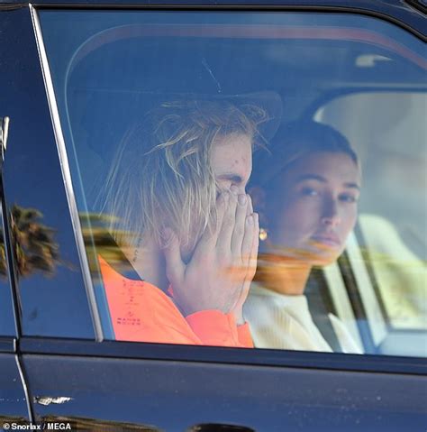 Justin Bieber Says He Cries In Public Because He Is Emotional Daily Mail Online