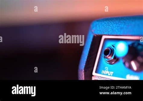 Amplifier Cable Stock Videos And Footage Hd And 4k Video Clips Alamy