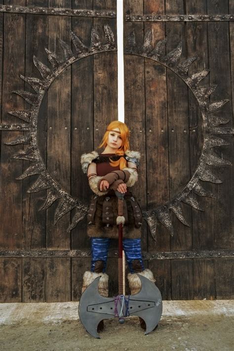 ﻿г ж Ш X щ W I ИК à г К щ шЮ Cosplay How To