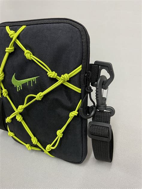 Сумка Nike Унісекс Rezenu месенджер через плече 650 грн Сумки через плече Львів на Olx