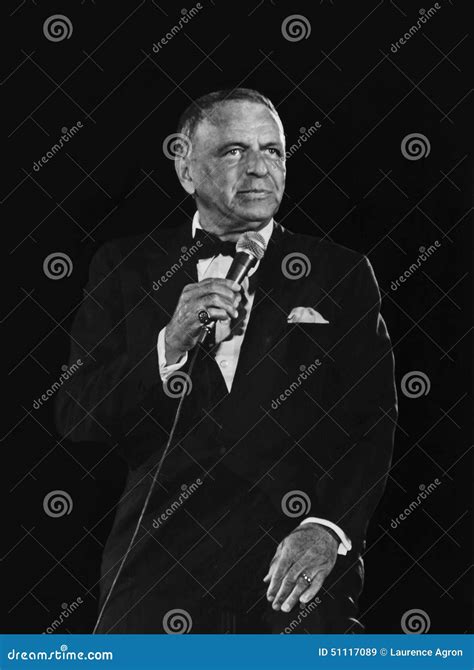 Франк Синатра редакционное стоковое изображение изображение насчитывающей мужественно 51117089