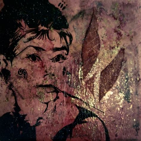 Audrey Hepburn Red Sweb