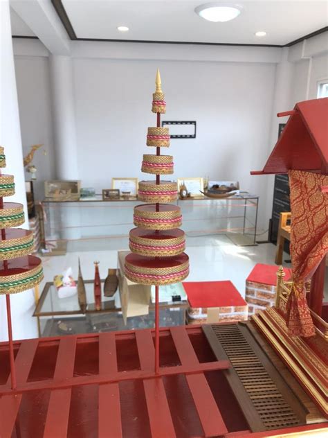 เรือพระที่นั่งสุพรรณหงส์จำลอง สร้างอาชีพกลุ่มเยาวชนต่อเรือ อยุธยา ทำรายได้หลักแสนบาทต่อเดือน