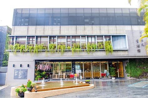 台中日光溫泉會館台中泡湯好去處30坪超大房型 獨立室內泡湯池好享受讓人玩到不想回家啦 柚香魚子醬的蹦蹦跳跳