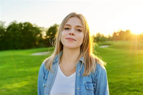 Premium Photo Portrait Of Smiling Beautiful Happy Young Woman 20