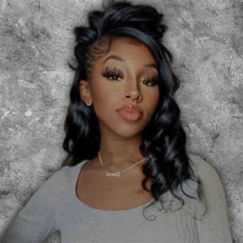 Maryauna Johnson Pyt Hennessy Threads Say More