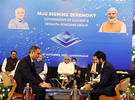 ગુજરાતમાં સેમીકન્ડક્ટર અને ડિસ્પ્લે નિર્માણ માટે રૂપિયા ૧ ૫૪ લાખ કરોડના