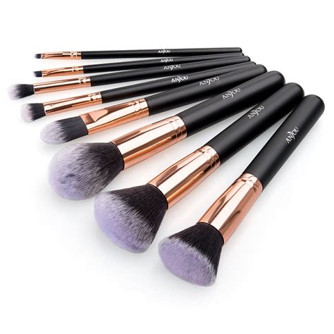 Qué Pelo Es Mejor Para Las Brochas De Maquillaje El Jardín De Venus