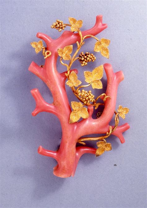 Coral Jewelry: Ancient Talismans and Beautiful Accessories