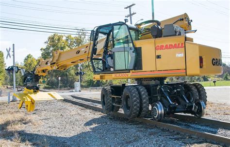 Gradall Trackstar™ Railway Maintenance And Mow Machines