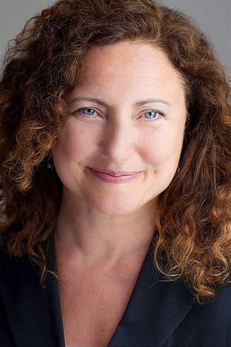 Valerie Buhagiar About Entertainmentie