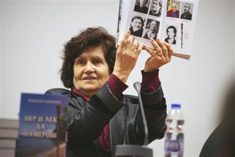 Премиера на най новата книга на доц д р Йорданка Манкова „Цер и лек да намериш“ се състоя в