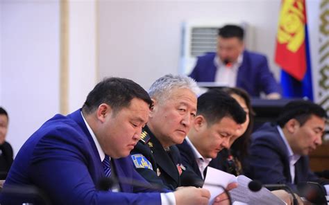 Орхон аймгийн Засаг дарга д Батлут төрийн албан хаагчидтайгаа уулзаж байна Newswall