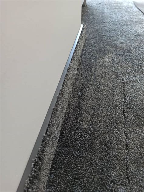 Монтаж на мокет винил и балатум Други услуги Пловдив