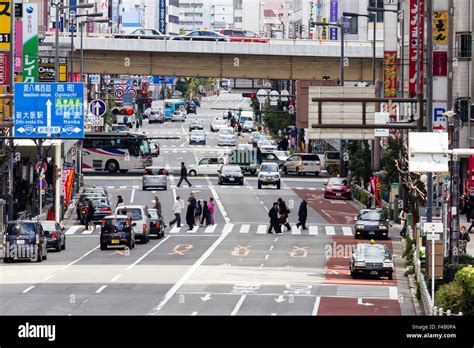 Six Lane Street Hi Res Stock Photography And Images Alamy