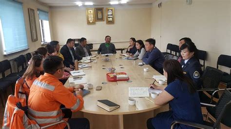 Өглөөний цай хөтөлбөрийн хүрээнд уул уурхайн компаниудын төлөөлөлтэй уулзлаа