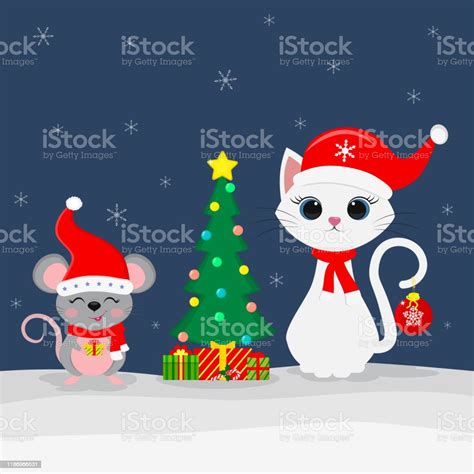 메리 크리스마스와 새해 복 설 산타 클로스 모자와 스카프흰색 고양이와 회색 마우스 눈송이의 배경에 크리스마스 트리와 선물 벡터 만화 스타일 평면 0명에 대한 스톡 벡터 아트