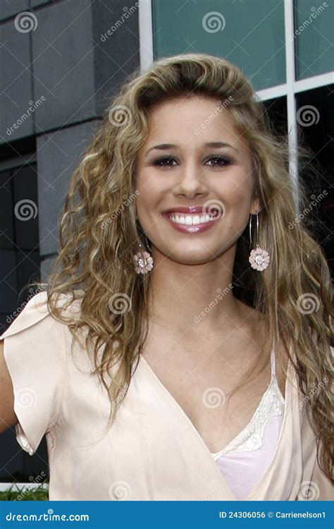 Haley Reinhart Simon Fuller Editorial Photo Image Of Simon Haley 24306056