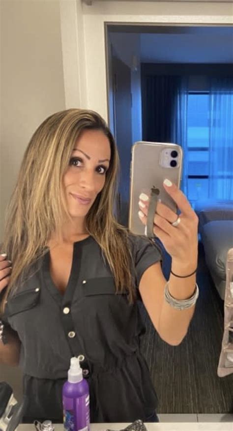 1709 Best Milf Selfie Images On Pholder Milf Milfie And Aged Beauty