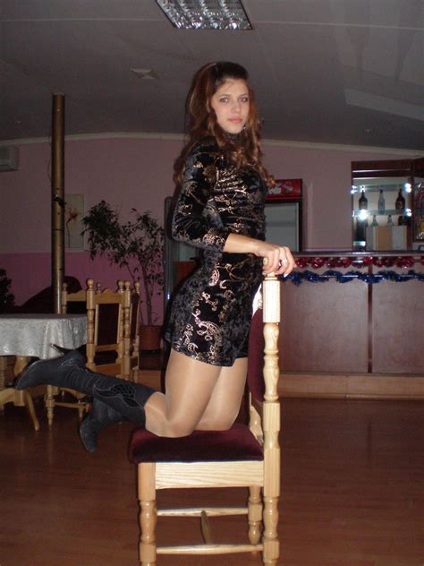 Fashion Tights Skirt Dress Heels Boots With Pantyhose Tights Outfit