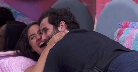 Bbb 24 Isabelle E Matteus Trocam Beijos E Davi Reclama