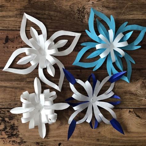 冬にお子様と工作してみたい物のひとつ、、、雪の結晶ﾟクリスマス飾りやオーナメント、お部屋に飾るガーランドにも、とても綺麗でインテリアに