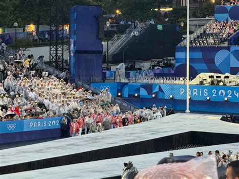 Шоу под проливным дождем Завершилась церемония открытия Олимпиады Париж 2024 ФОТО ВИДЕО