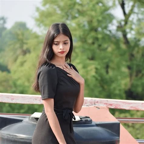 Kumkum Pramanik Kumkumpramanik • Threads Say More