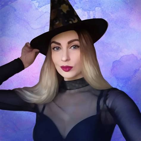 Nata Sunny Tarot Nata Sunny Tarot • Threads Say More