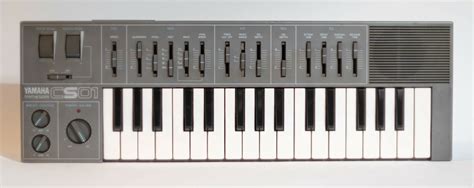 Matrixsynth Yamaha Cs01 Monophonic Synthesizer Keyboard W Box Case Manual And Ps Sn 9501